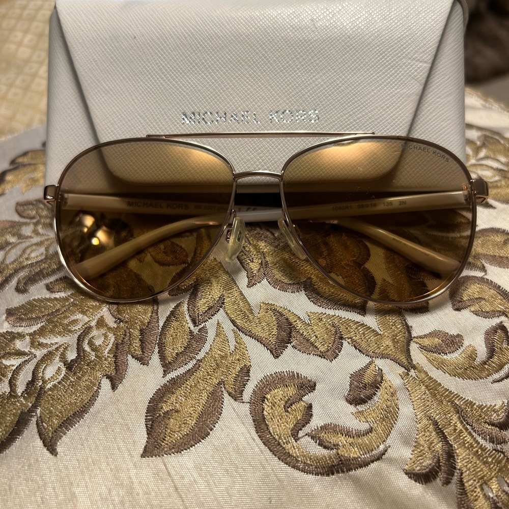Michael Kors Stylish Logo Aviator Glasses Style Mk 50 Gem